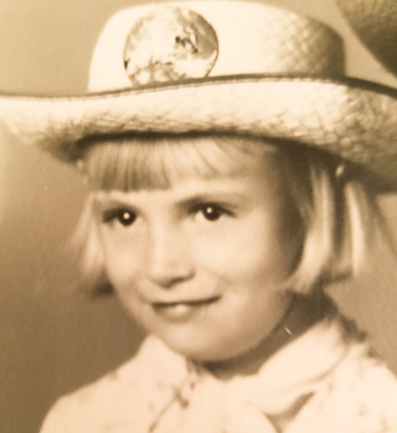 About Me - Michelle Fogle, Author